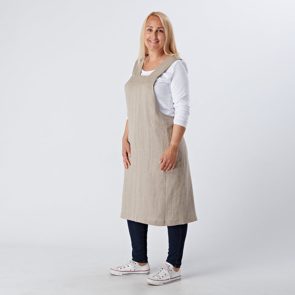 Pinny Apron | Linen & Fonts